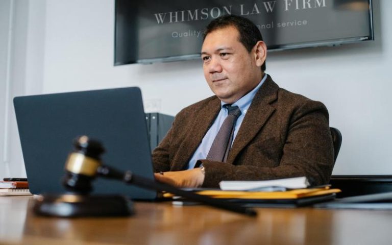 3 Strategies for Building a Thriving Legal Practice - TVPlutos